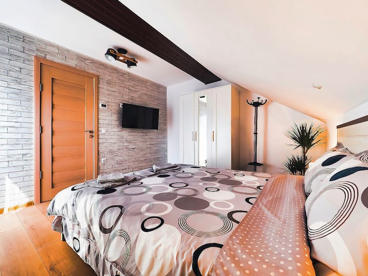 Washing M. | Near City Center | Ben Apartments - Sibiu