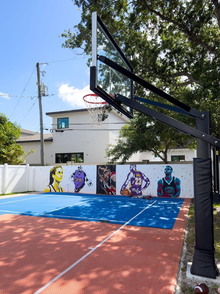 New-basket/pickleball Court! Heated Pool-mini Golf - Sunrise