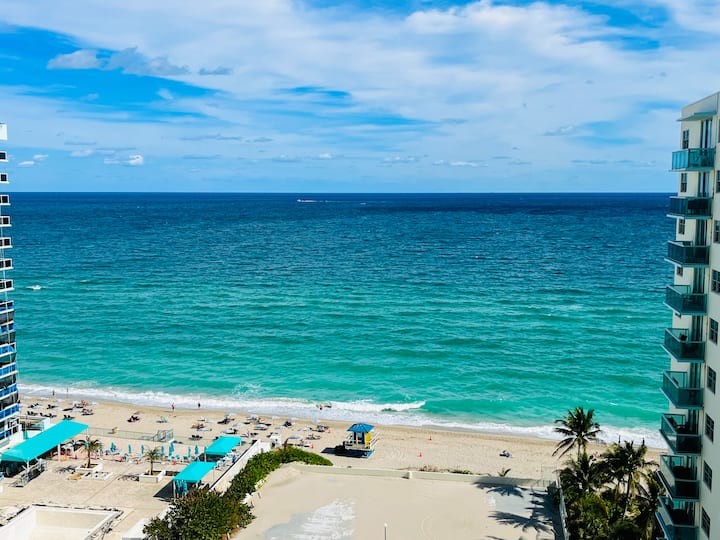 Miami Hollywood One Bedroom Condo High Rise - Hollywood, FL