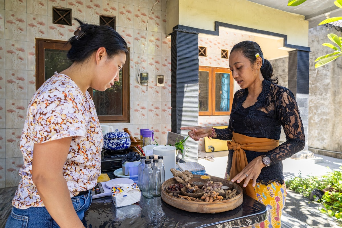 Learn the Art of Jamu