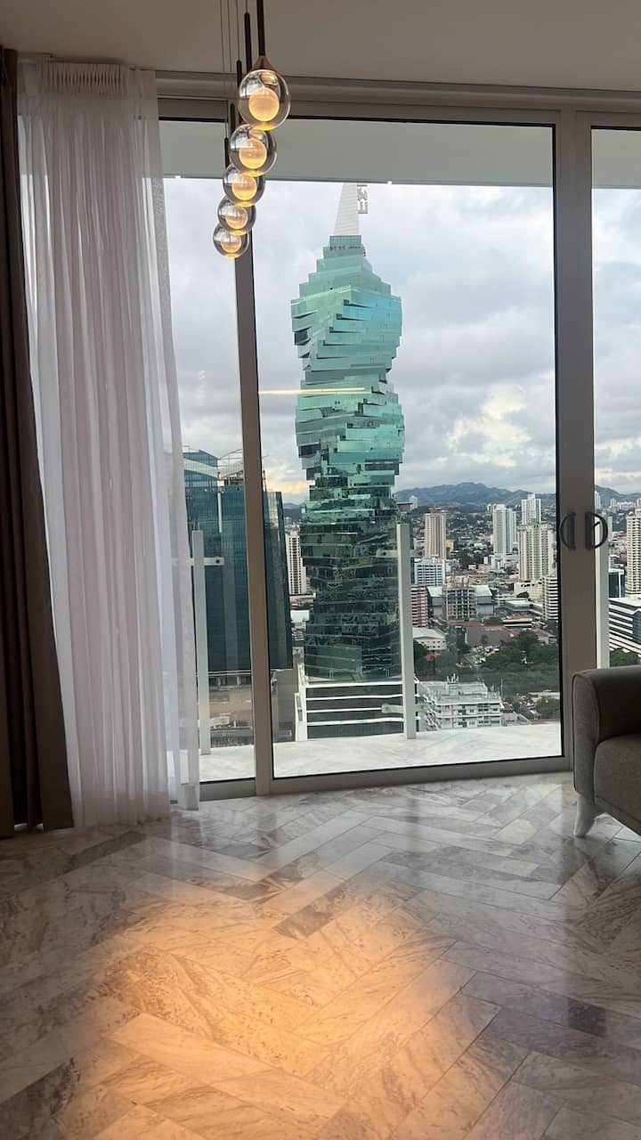 Vive La Experiencia Wanders And Yoo En Panamá - Panama City