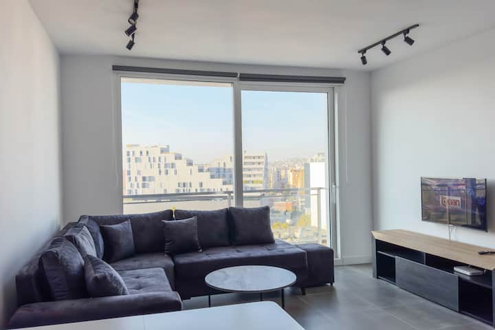 Urban Serenity Condo 2 - Premium Skyline View - Tirana