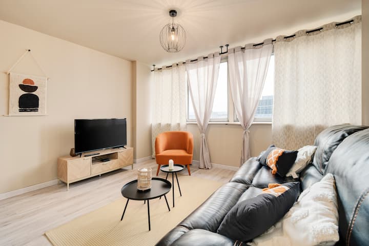 L’élégance Du Centre • Parking • Gare & Congrès - Nancy