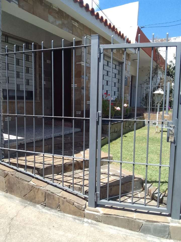 Casa Cerca De Nuevo Centro Shopping. -