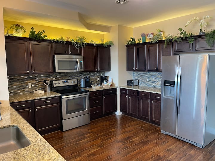 Luxury In Downtown Clarksburg - Bridgeport