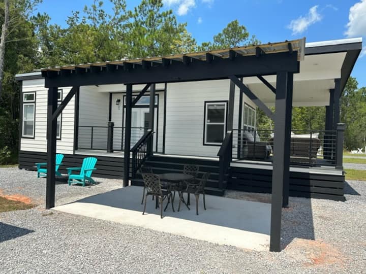 Gulfport Koa Kabin - 8 Mi. From The Beach - Gulfport, MS
