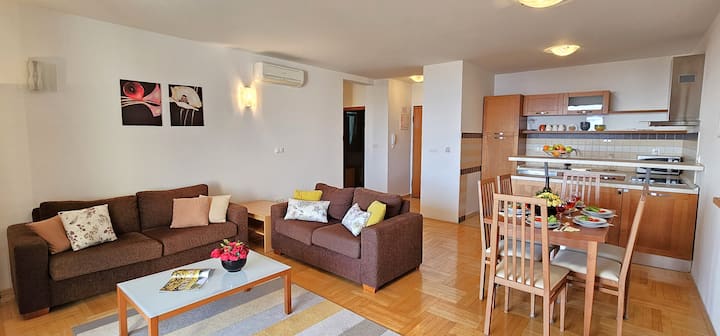 Schöne Neue Wohnung Für 6 Personen Mit Tollem Terrassenblick - Okrug Gornji