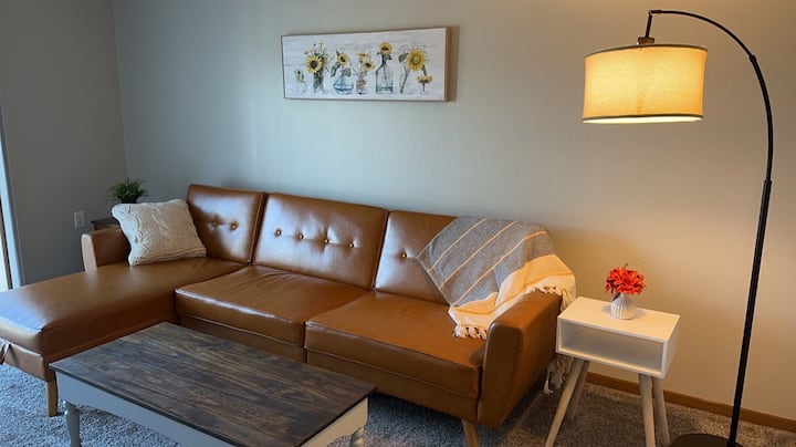 Retro Oasis - Shop & Dine In Style! - Fargo, ND