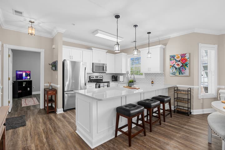 Beautiful New Myrtle Beach Condo - Myrtle Beach