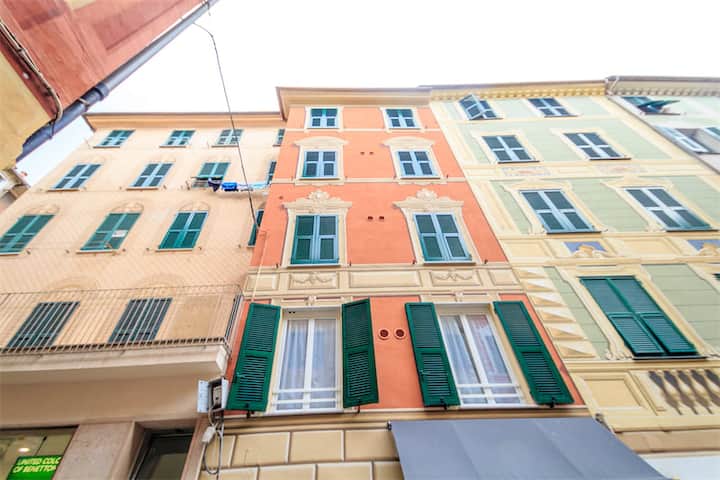 Bilocale Nel Centro Storico - Celle Ligure