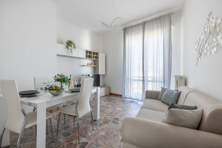 Pisa Quiet And Bright Apartment With Balcony - 比薩