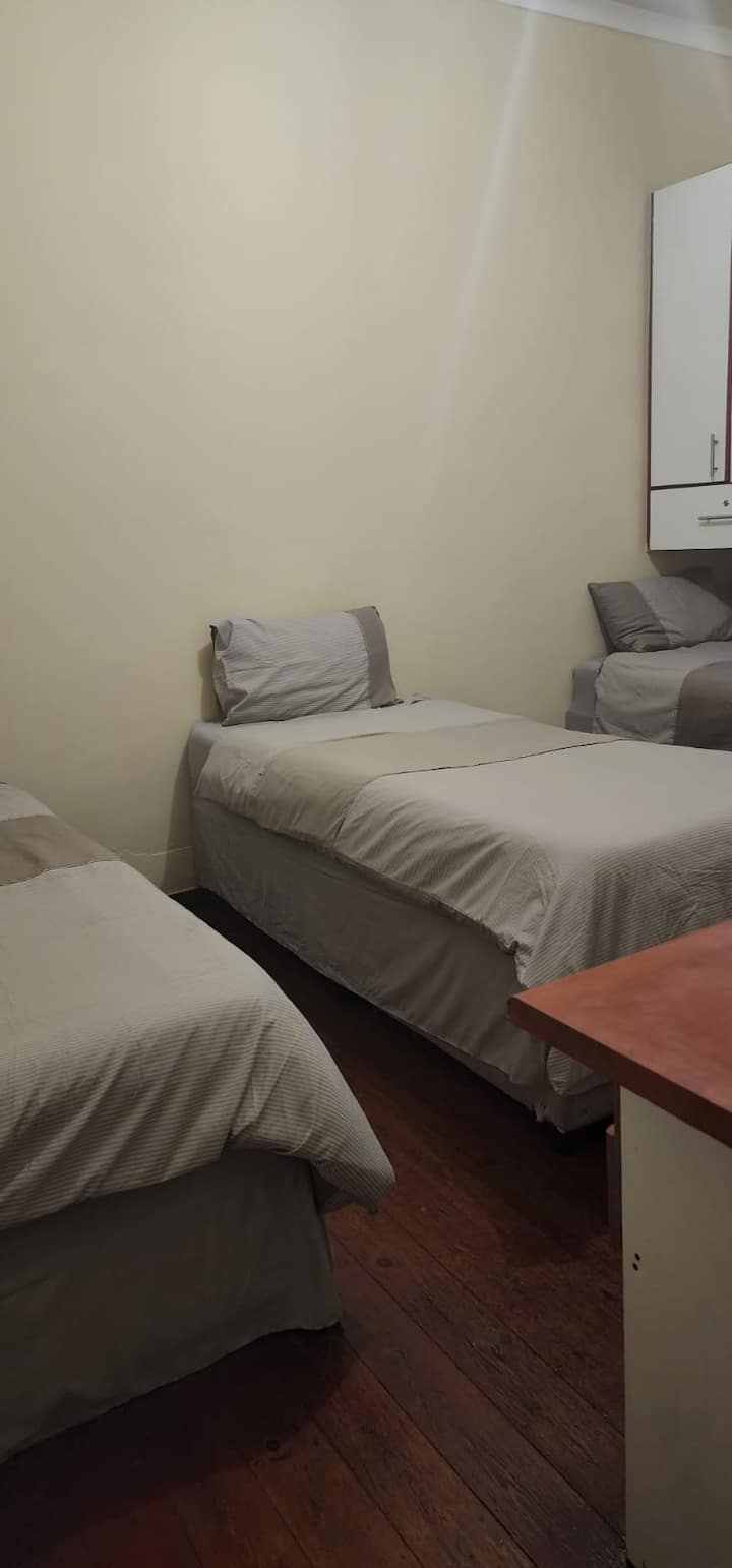 46 Clark Lodge - Durban