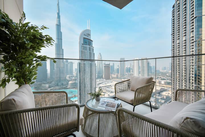 Designer Burj & Fountain Sky Views 3+1 Br Apt - Dubai