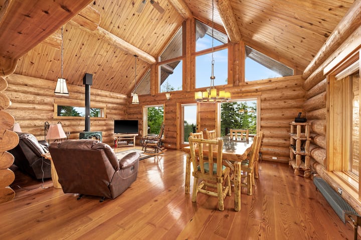 Log Home, Lake View, Near Trails, Sauna (2026) - Split Rock Lighthouse State Park, Two Harbors