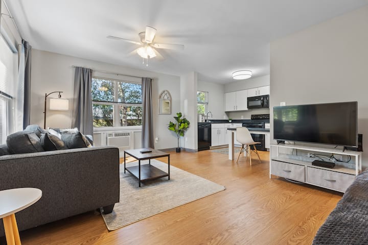 Private Studio Close To Downtown & Hospital - Wilmington, NC