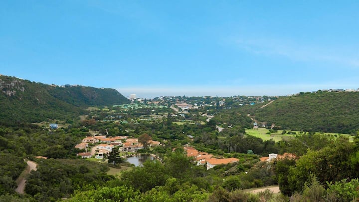 2 Bedrooms, Pool, View, No Power Failure - Plettenberg Bay