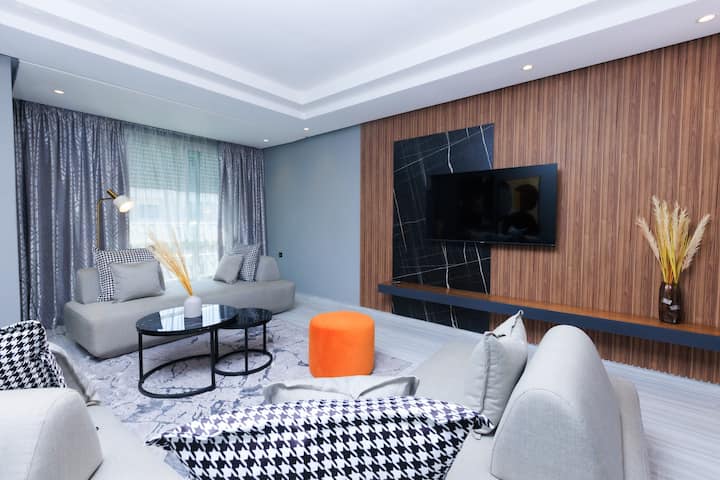Chic & Spacious : 3br Apartment In Central Rabat - Rabat