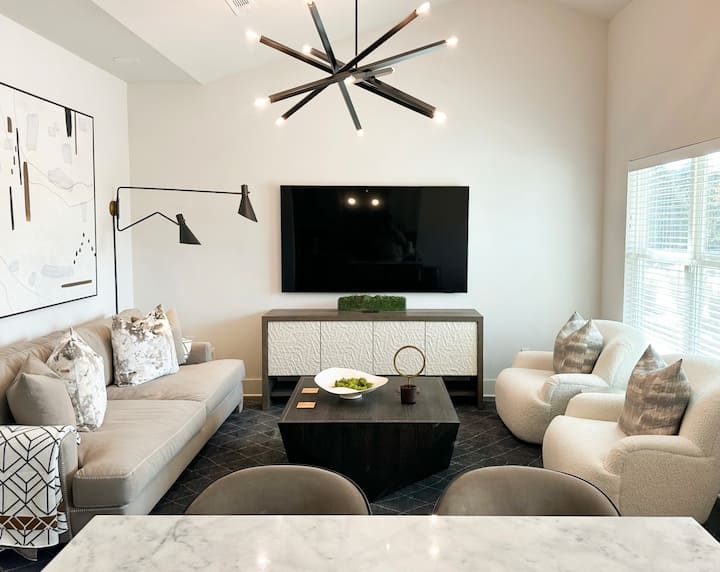 Fayetteville Getaway! - Fayetteville, AR