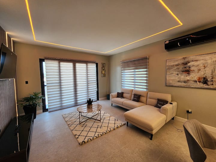 Luxurious 2 Bed 2 Bath With Pool - Apt 200 - Belize