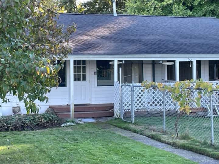 Chico Cabin - Silverdale, WA