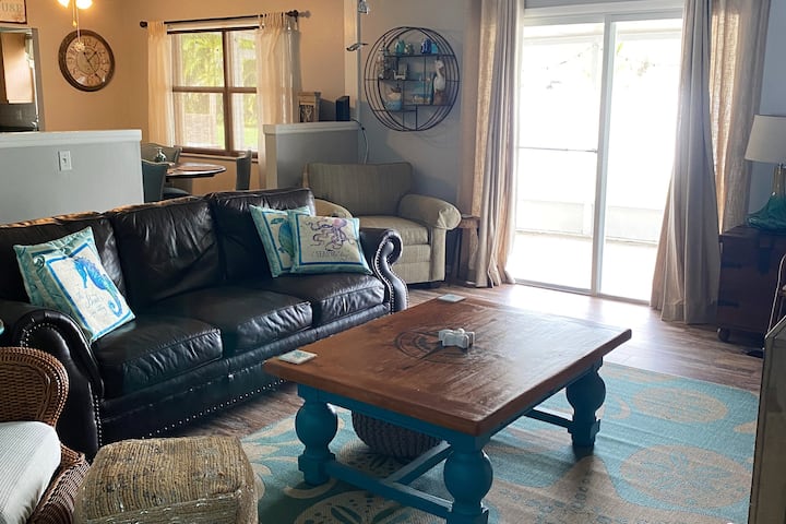 Sea Grape Escape~close To Beach~plush King Beds - Sebastian, FL