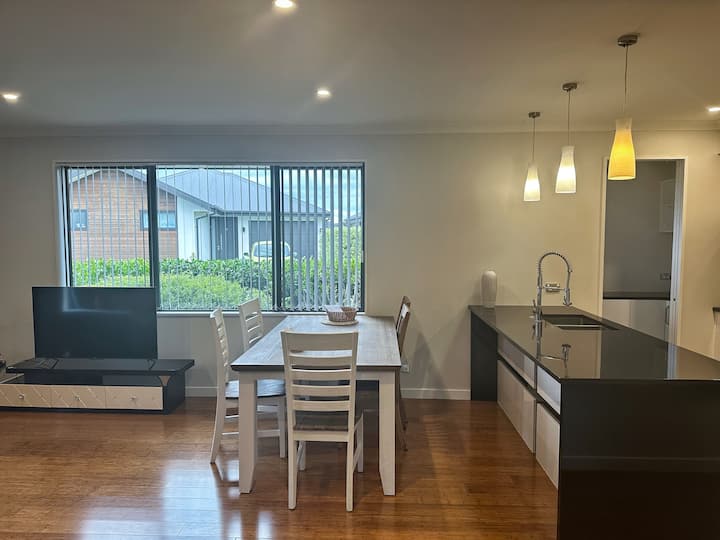 Wigram New Three Bedroom House - Lincoln