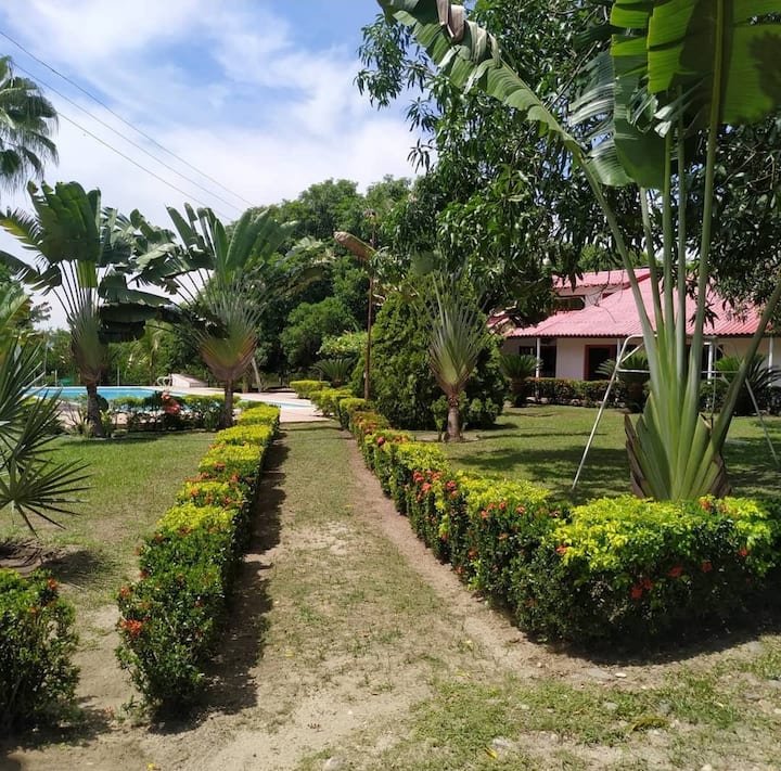 Finca De Descanso - Guamo