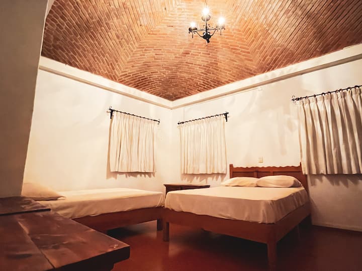 Casa Céntrica 6 Huéspedes - 塔克斯科