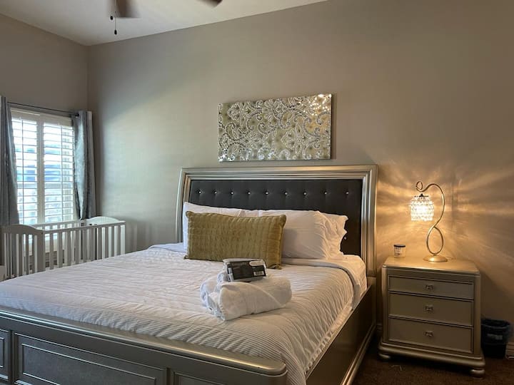 Glamorous Tierra Este Home|375| Zaragoza| 10ppl - El Paso