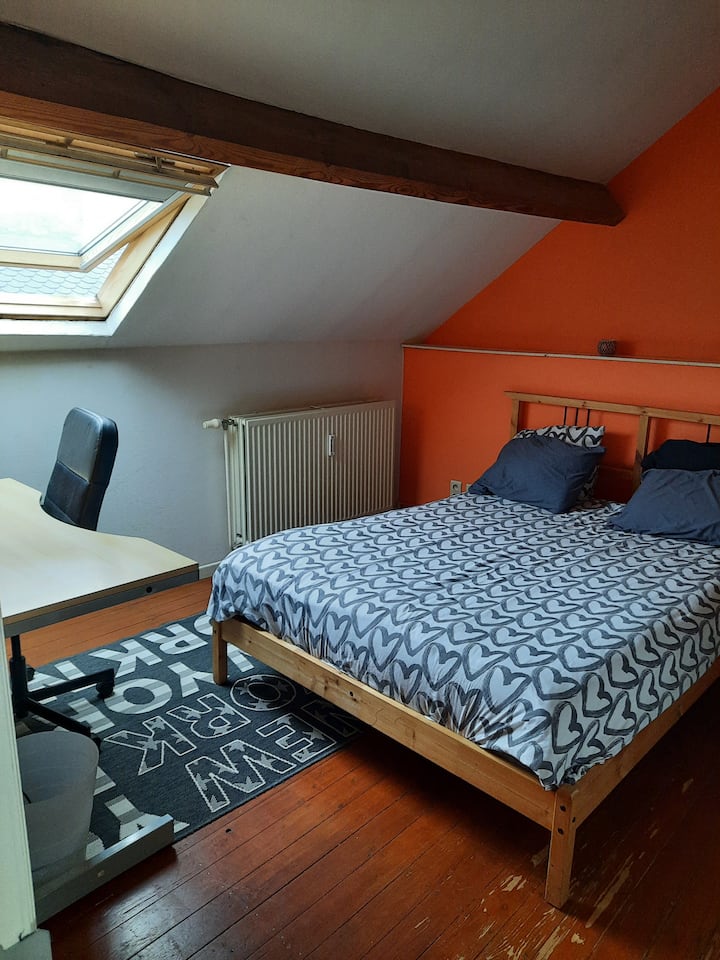 Chambre Avec Bureau - Namur