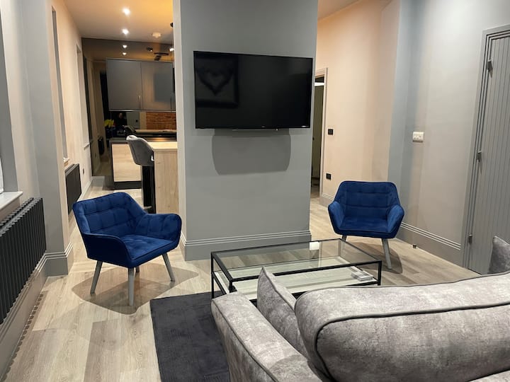 Luxury Flat Near Beach & Station - Poulton-le-Fylde
