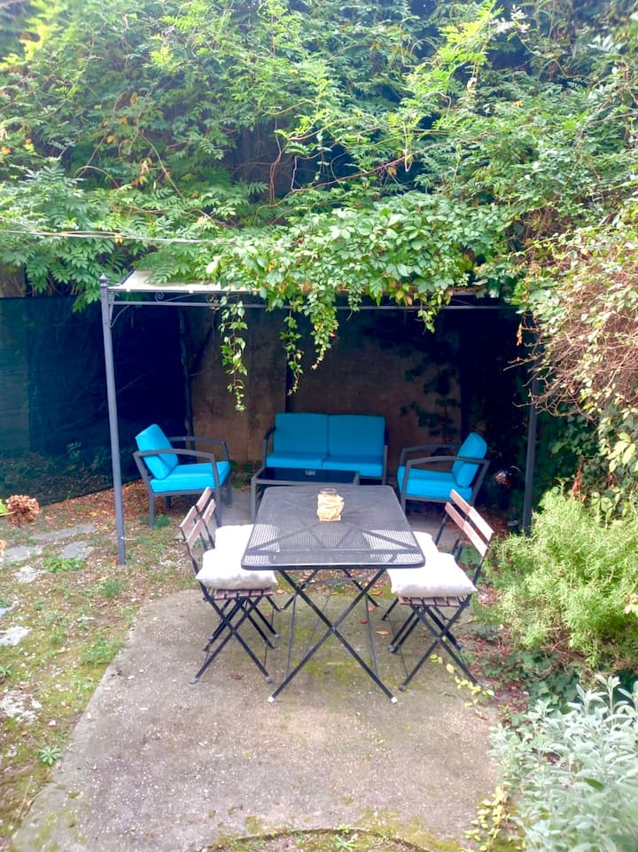 Dorsoduro Lovely Apartment With Garden - Venecia