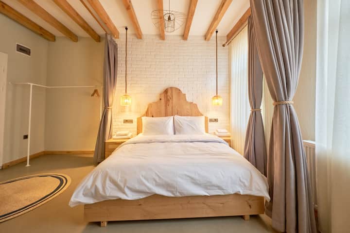 Couple's Paradise: Bright Studio Near Galata Tower - Karaköy