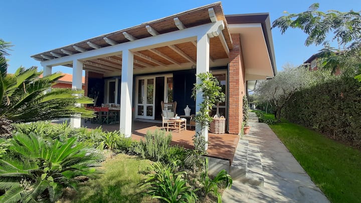 Villa Didi  Forte Dei Marmi Pool Villa - Massa