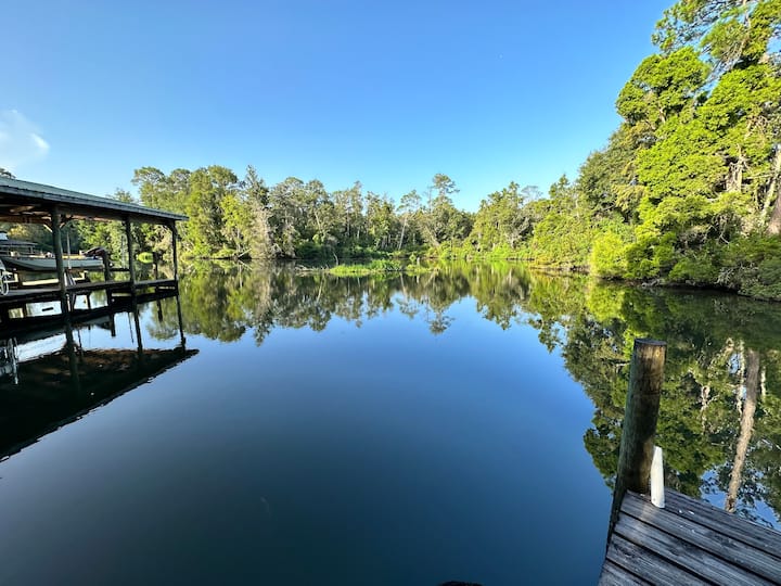 Reel Good Time On Fish River - Fairhope