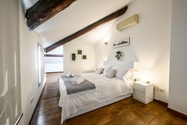 Argentina's Nest - 10 Mins To Duomo With Terrace - Milão