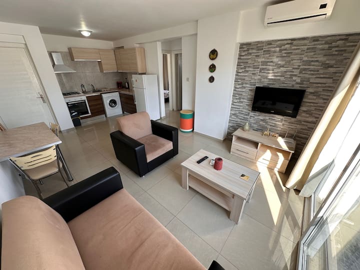 Girne Merkezinde 2+1  Deniz Manzaralı Daire No-9 - Girne