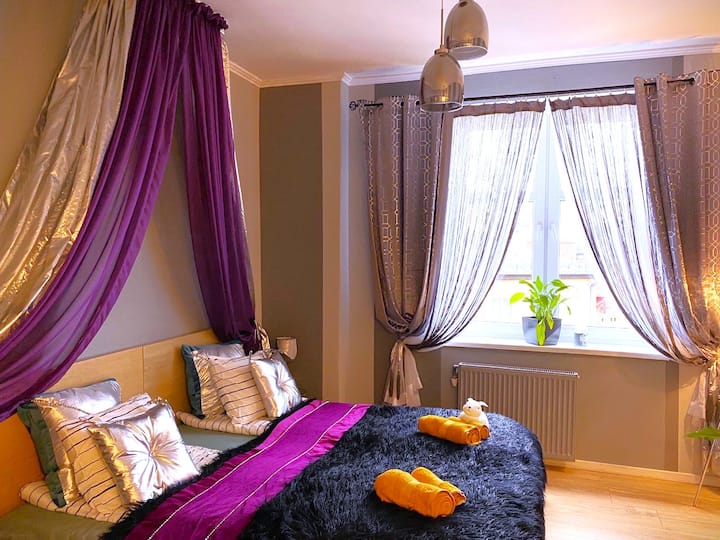 22 Gości, 2 Apartamenty, 1 Adres - Krakow