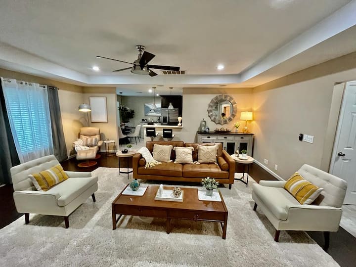 Beautiful House With All You Need! - Edmond, OK