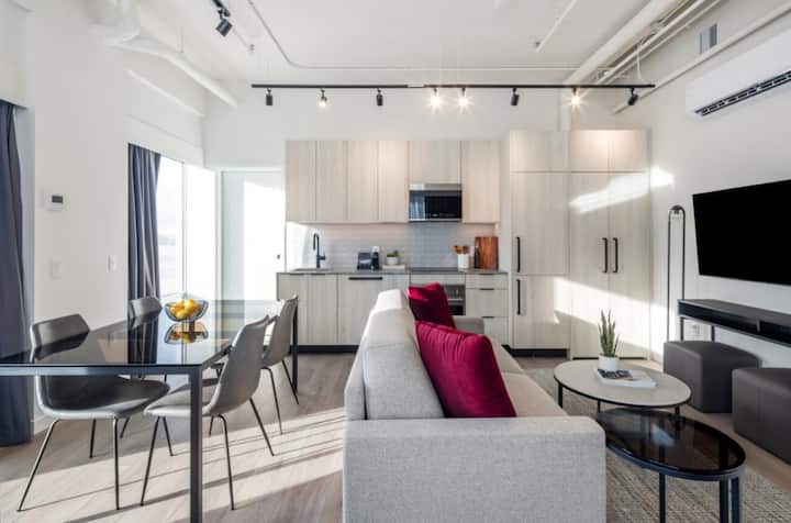 Waterfront One Bedroom Suite - Ladner