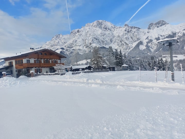 Holiday House Scheiber 6 People "Asitz" - Leogang