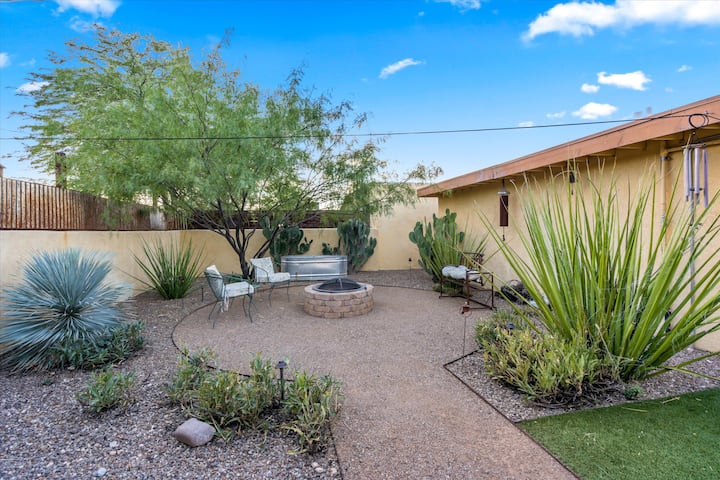 Downtown Gem: 8 Guests - Short Drive To Gem Show! - 투손