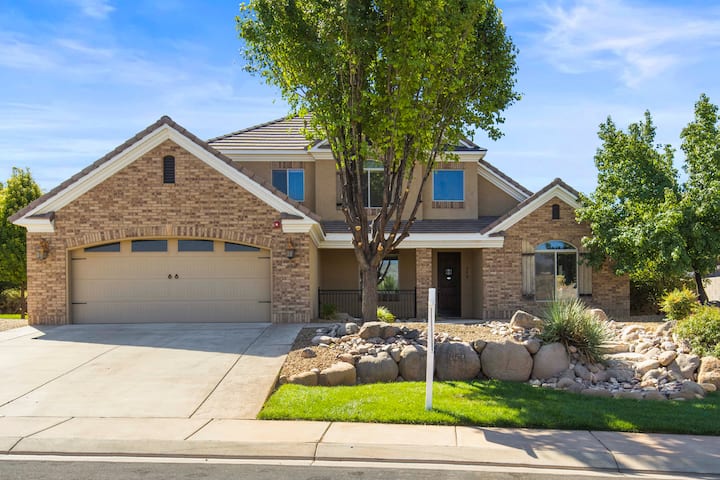 17+guests 20 Min To Zions Hot Tub - La Verkin, UT