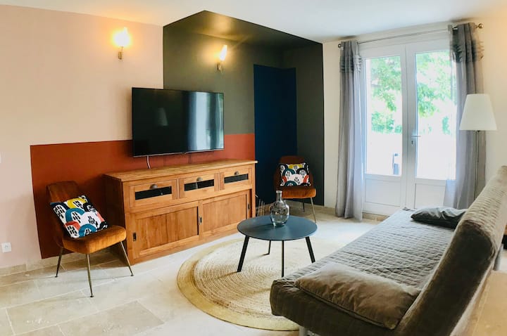 2 Chambres, Terrasse & Parking - Beaucaire