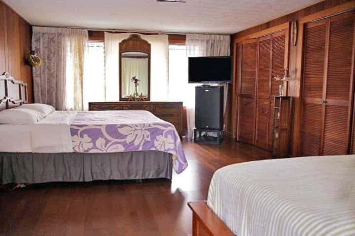 600 Sqft Familystudio With Private Bath & Balcony - Hilo, HI