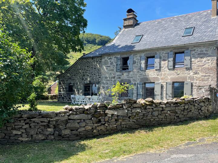 Gîte De Montagne Pour 9 Personnes - Le Lioran (Super Lioran)