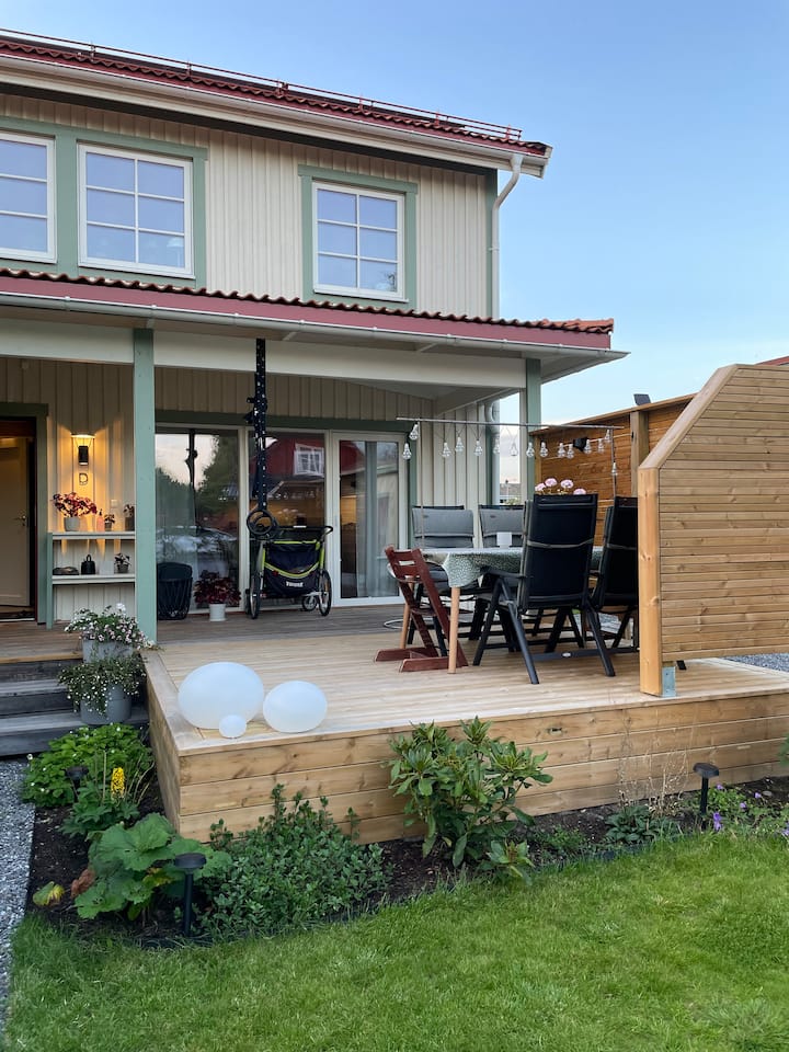 Rymligt Gavelradhus På Grubbe - Umeå