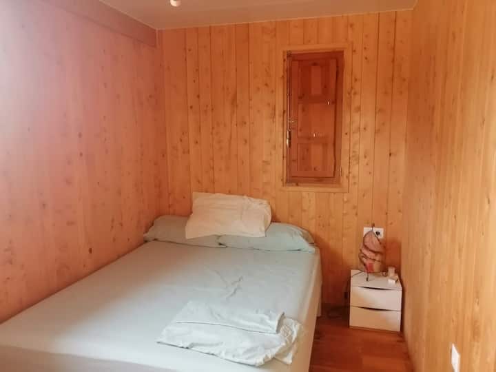 Habitación De Madera. - Dénia