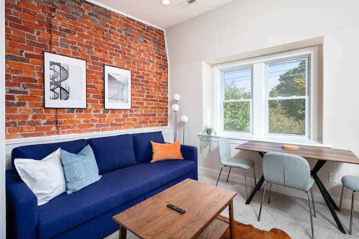 The Washingtonian | 1br/1ba Apt | One Month + - Bethesda, MD