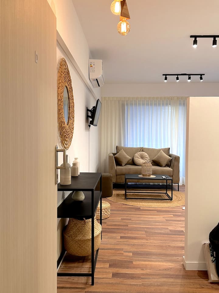 Beautiful Apt At Palermo,large Sunny Balcony +Pool - San Martín, Argentina